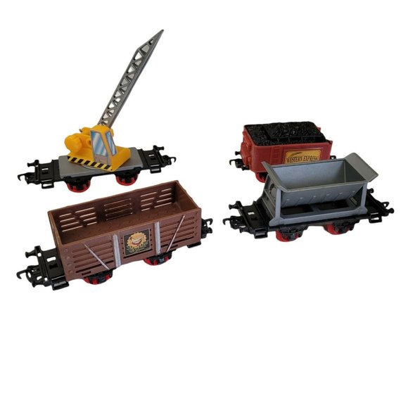 Goldlok Toys | Toys | Vintage Goldlok Toys Train Lot 2 Engines 8 Cars 2 ...